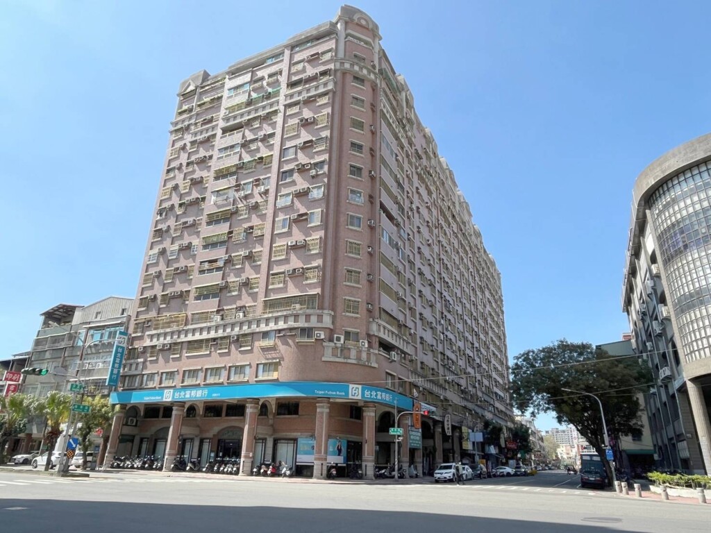 歡喜京城no2高雄市前鎮區公正路電梯大廈瑞隆商圈歡喜京城2挑高三房平車 房屋出售 樂屋網