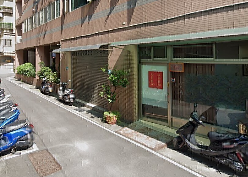 新北市永和區中山路一段店面 蛋媽推薦 永和樂華夜市旁 稀有一樓店面平面車位 房屋出售 樂屋網