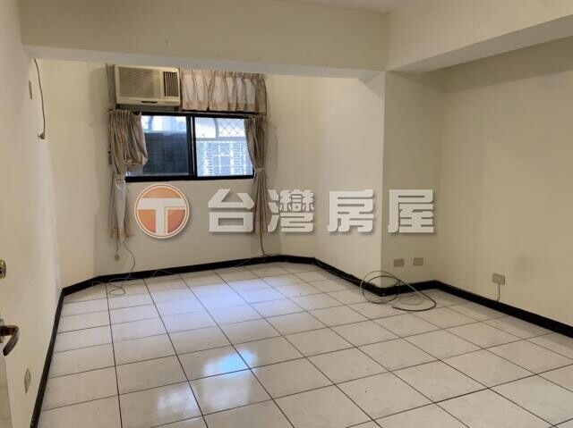 甲子龍門大廈台北市中山區建國北路三段電梯大廈專任台北中山區甜蜜溫馨2房 房屋出售 樂屋網