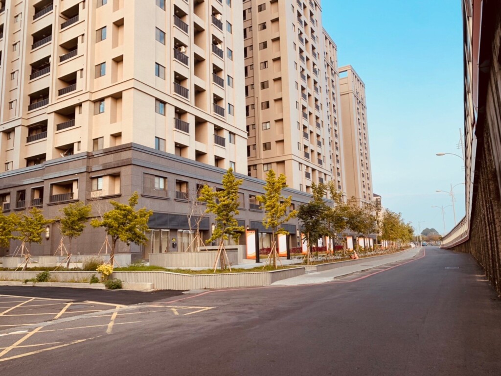 W創世紀大樓區台南市善化區西拉雅大道店面lm特區w創世紀店面附平車 房屋出售 樂屋網