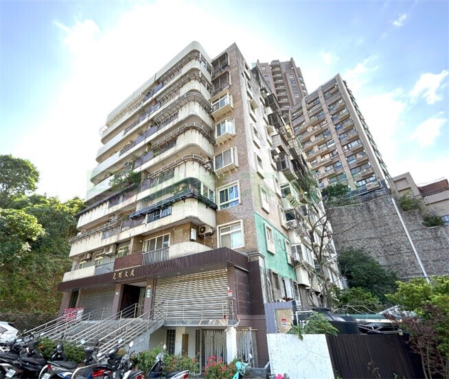 光明大廈台北市北投區光明路華廈北投溫泉公園綠景極美電梯 房屋出售 樂屋網
