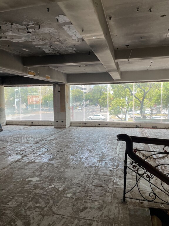高雄市前金區民生二路電梯大廈民生 窗二樓店 房屋出租 樂屋網