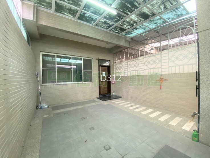 近南科正四樓邊間6房車墅 台南市永康區買房子、房屋出售 樂屋網