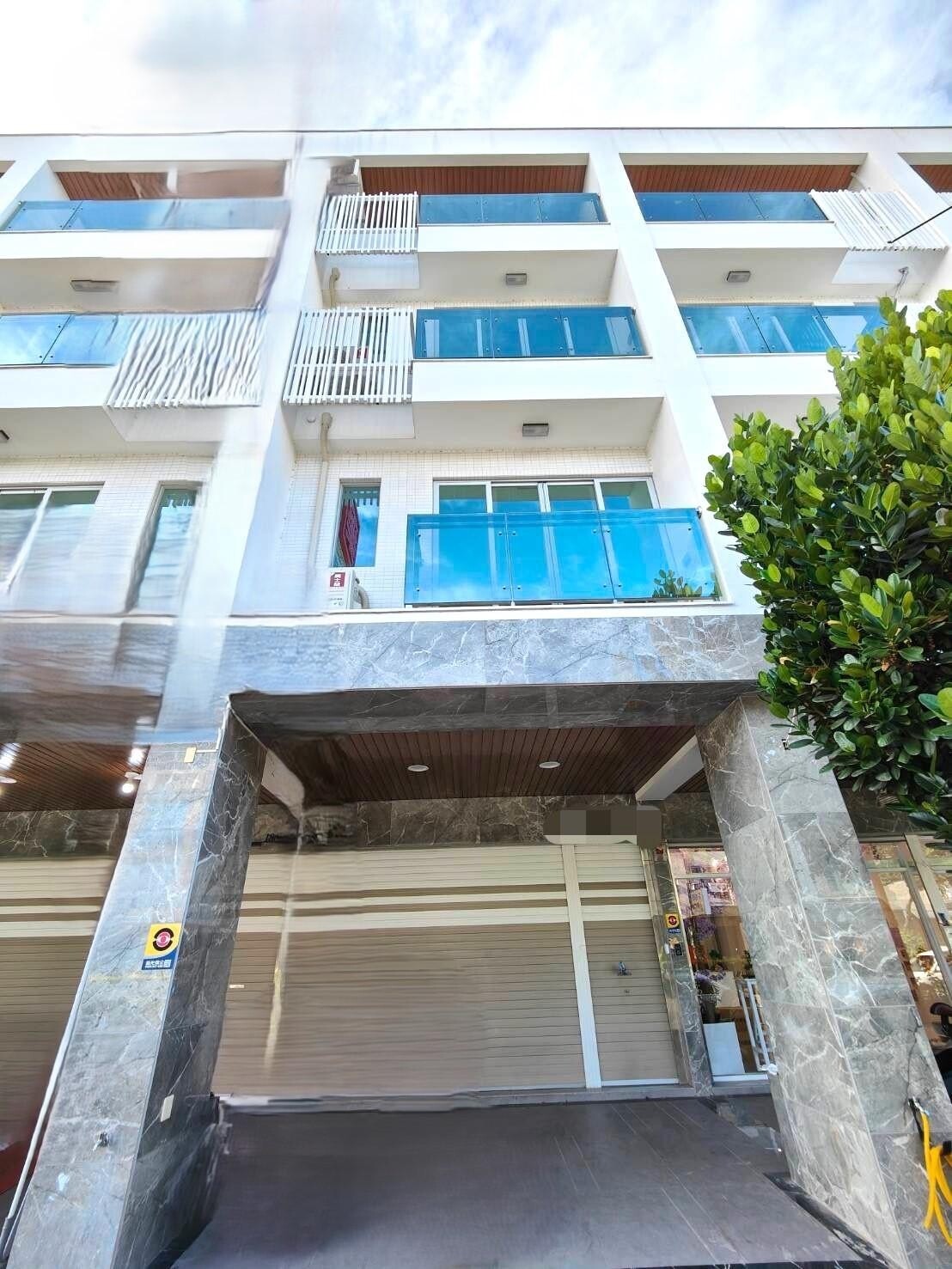 專員帶看⭐屏東車站榮總商圈⭐輕屋齡金透店 屏東縣屏東市買房子、房屋出售 樂屋網