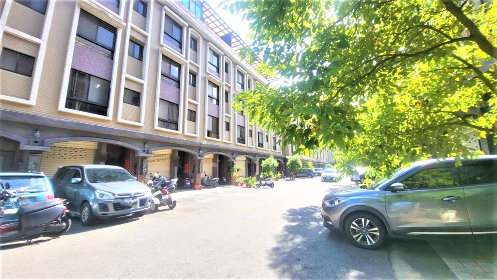比佛利會館桃園市桃園區樹仁三街別墅低總價電梯裝潢別墅可停三車位甲工 房屋出售 樂屋網