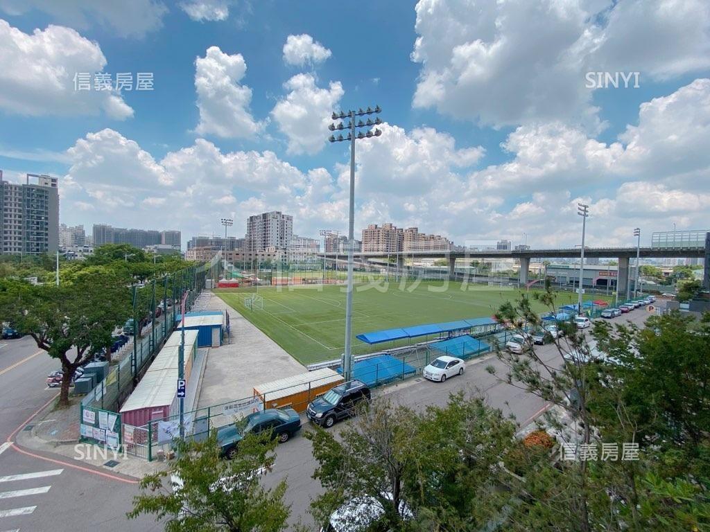 坤悅o2台中市北屯區建和路一段電梯大廈獨賣坤悅o2面球場視野戶 房屋出售 樂屋網