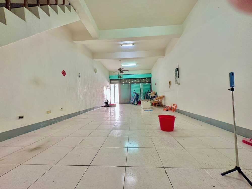 高雄市路竹區民有路透天厝路科大面寬格局方正透天 房屋出售 樂屋網