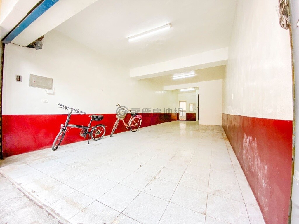 高雄市苓雅區大順三路透天厝苓雅武廟商圈前後臨路美住店 房屋出售 樂屋網