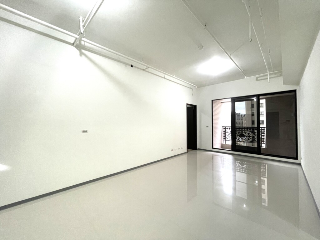 山璞翰林富苑新竹縣竹北市莊敬三路電梯大廈全新未住原始格局 山璞翰林富苑四房雙車 房屋出售 樂屋網