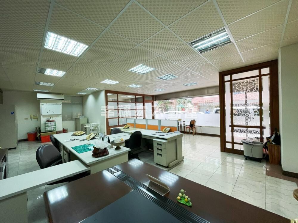 台南市東區中華東路三段店面東區文化傳家平車金店 房屋出售 樂屋網