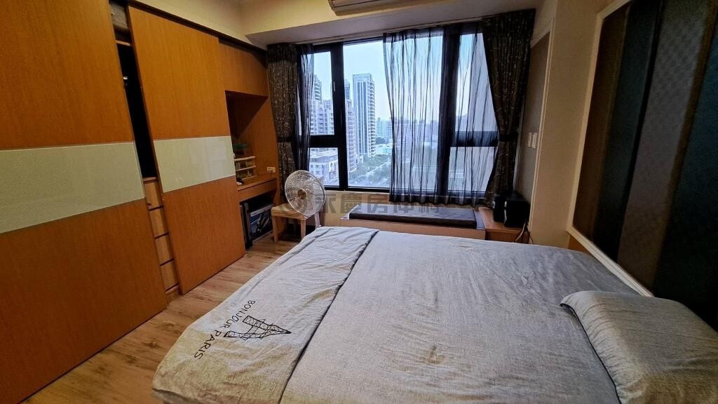 帝匯大廈高雄市三民區褒揚東街電梯大廈正文山特區帝匯文青風景觀31房平車 房屋出售 樂屋網