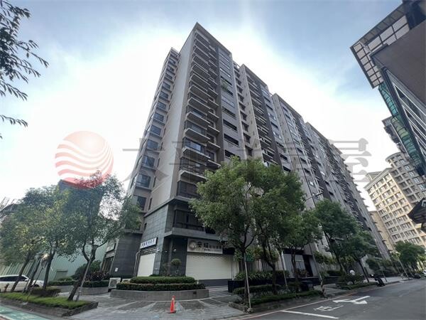 新北市泰山區仁武街電梯大廈泰山買房賣屋玄泰邊間三房車 房屋出售 樂屋網