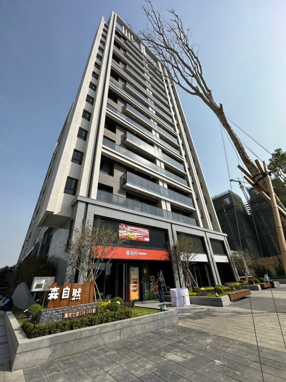 華友聯森自然台南市南區萬年七街電梯大廈森自然高樓景觀平車 Part 1 房屋出租 樂屋網