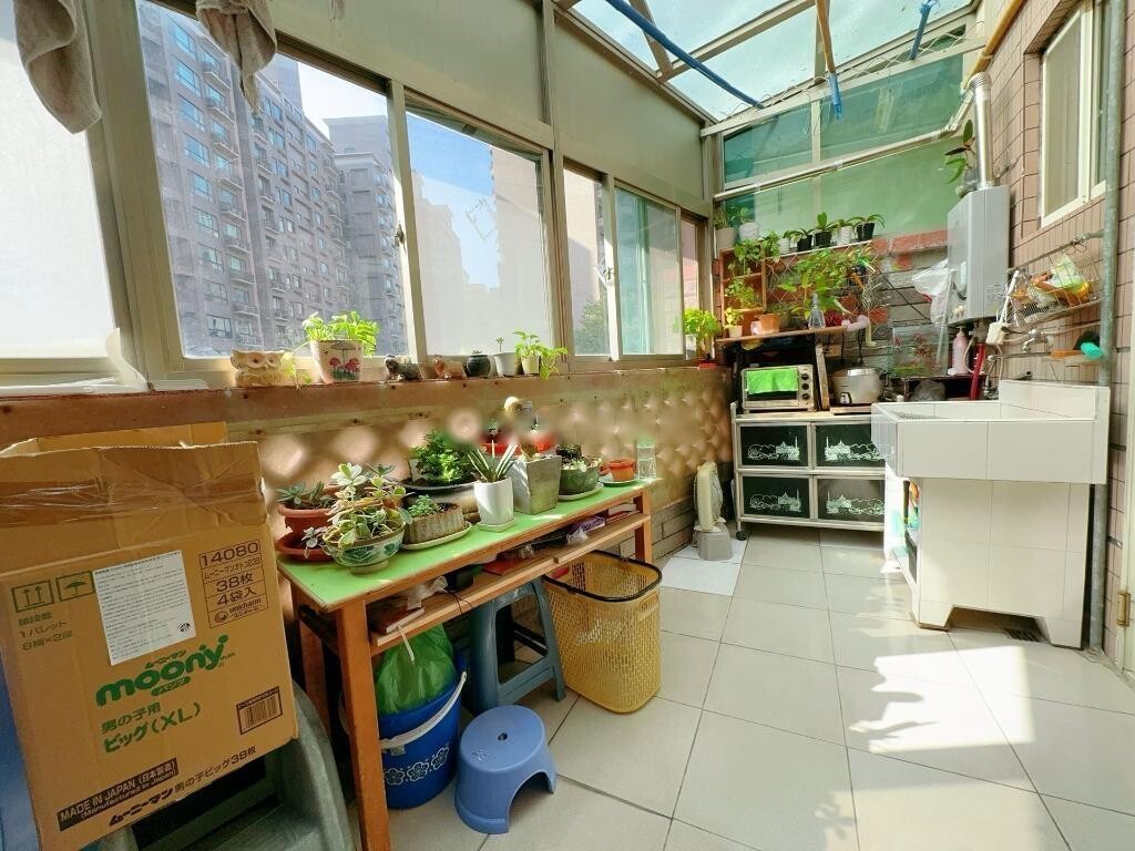 綠景別墅桃園市蘆竹區羊稠坑別墅上南崁稀 綠景別墅 採光幽靜透天別墅 4房車 房屋出售 樂屋網