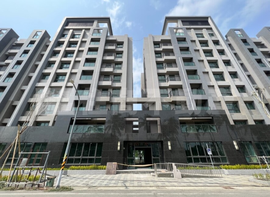 年年如意no92良勳圓周綠台南市安南區州南二街電梯大廈 ️良勳圓周綠 二房平車 ️ 房屋出售 樂屋網