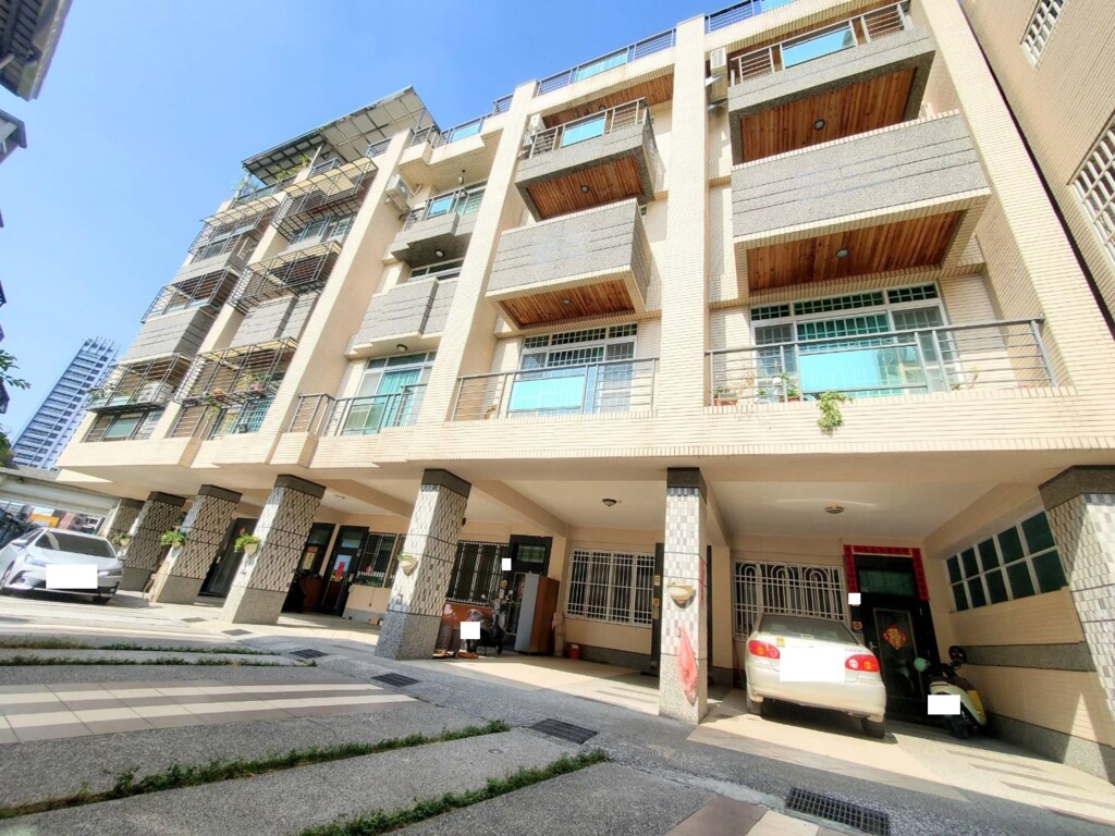 自由別墅高雄市左營區文自路別墅高鐵r16精品大車墅 房屋出售 樂屋網