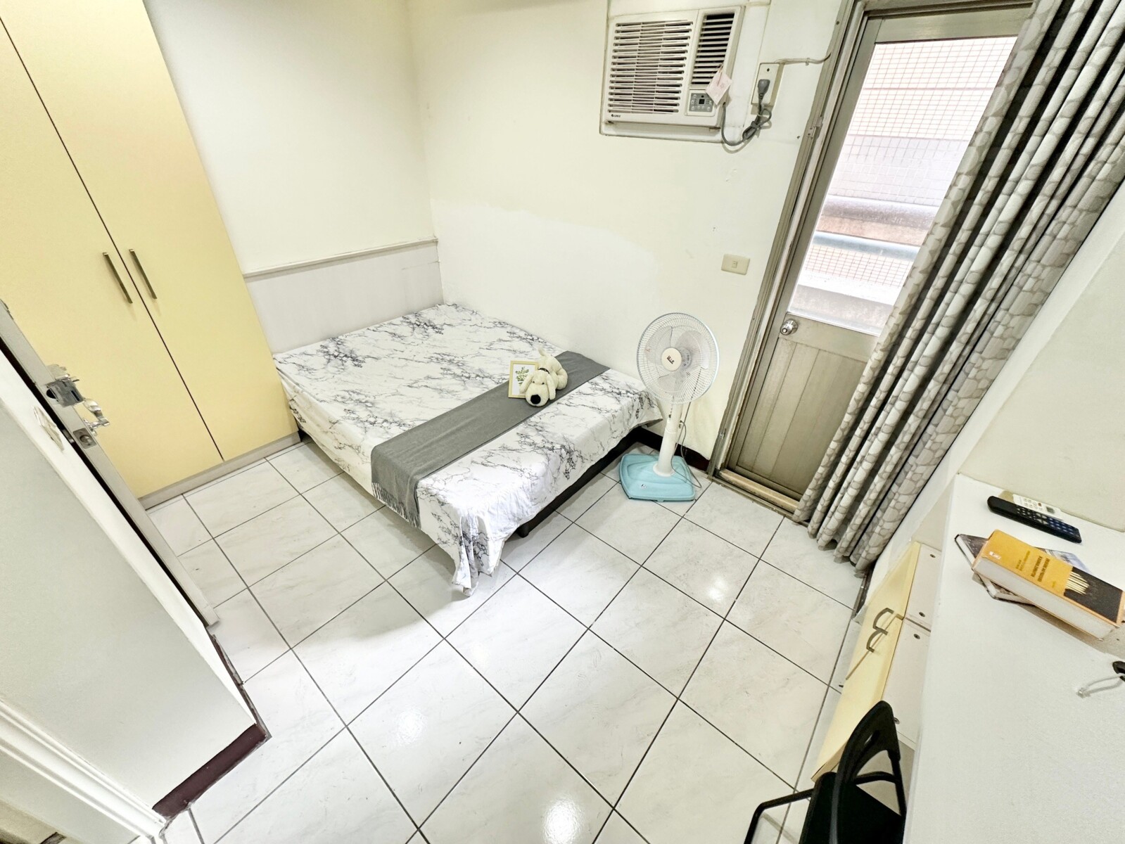 台中市西屯區上明二街透天厝 小資族首選 陽台獨洗 新光遠百 秒殺物件 房屋出租 樂屋網