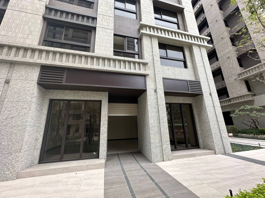 明日城no2勝華怡家新北市泰山區信華三街電梯大廈中環路商圈重劃區大店舖 房屋出租 樂屋網
