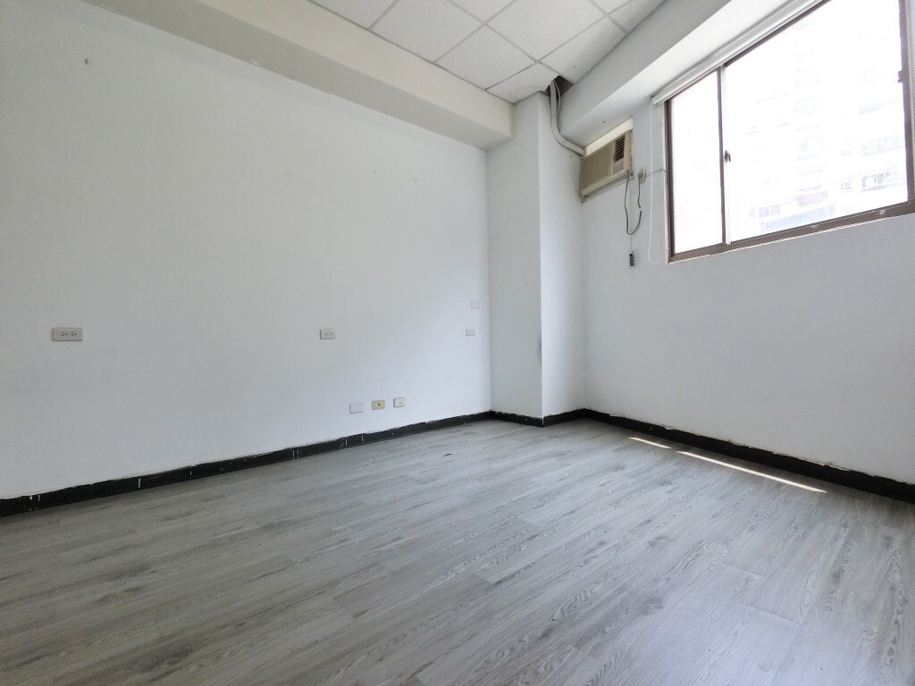 台中市南屯區向上路五段便宜工作室 刺青 美甲美睫 嶺東精科工業區出租 樂屋網