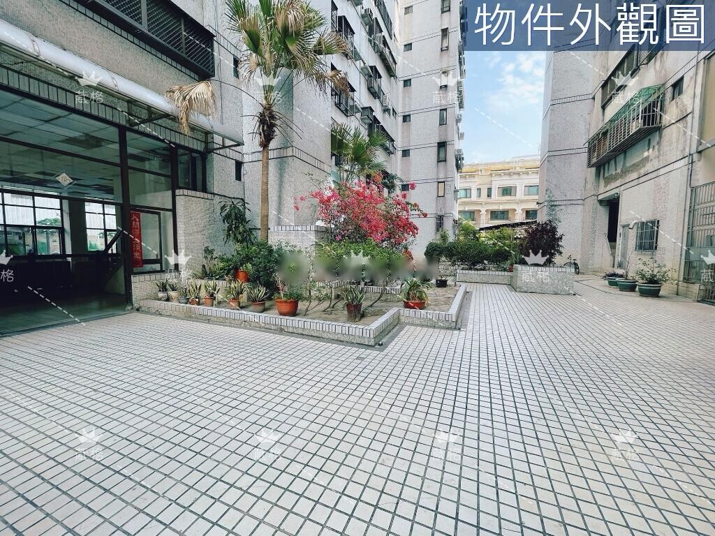 太平家樂福丨中平國中丨一間你可以買的華廈三房 台中市太平區金巴黎買房子、房屋出售 樂屋網