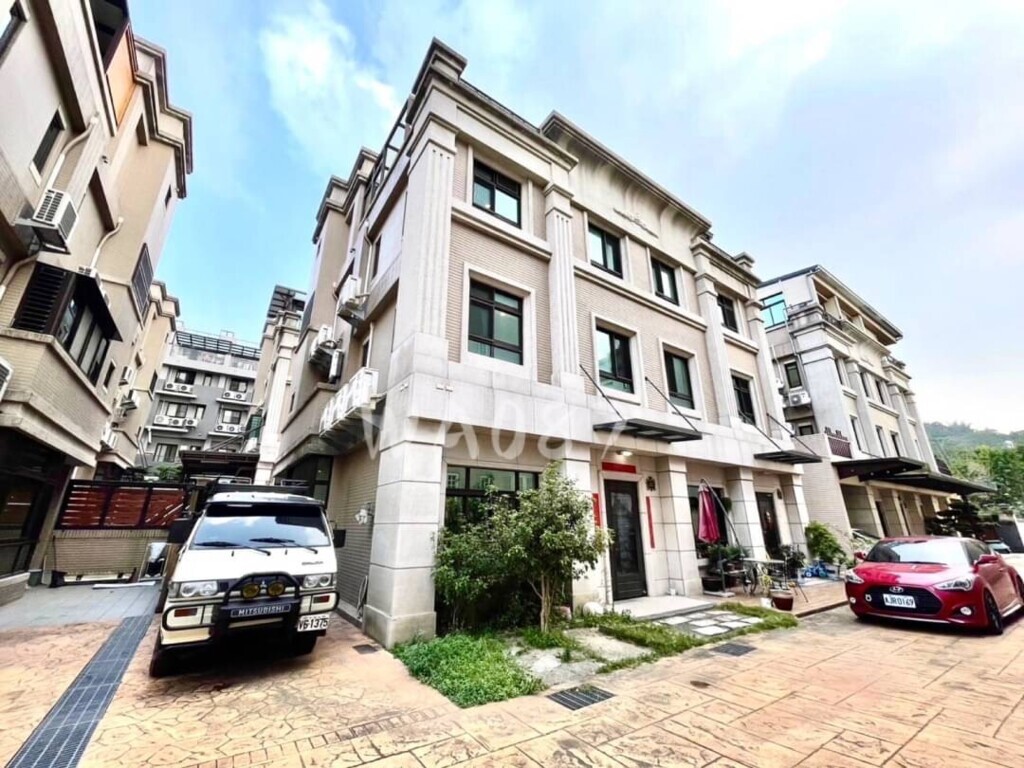 山水居台中市潭子區潭興路一段透天厝【烏梅汁】 潭子區 電梯墅 房屋出售 樂屋網
