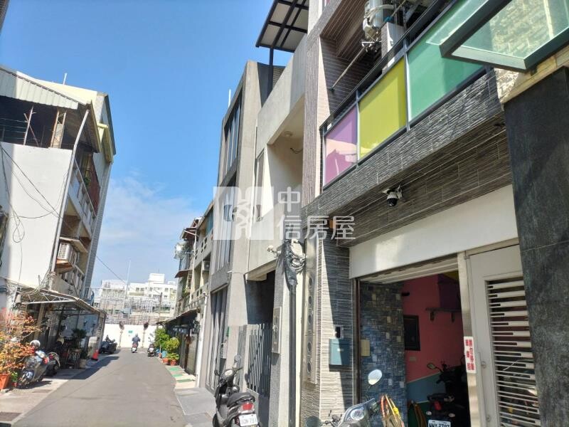 台南市東區裕農路套房租 夢時代寵愛電梯套房 2c室 房屋出租 樂屋網