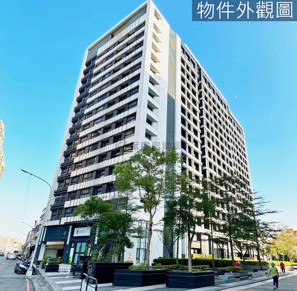 文山君品高雄市鳳山區八德路電梯大廈文山特區 ★75米大面寬樓店★頂級裝潢大平車 房屋出售 樂屋網
