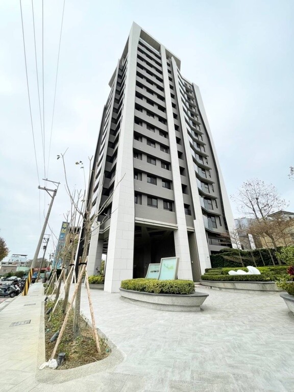 親家未來之翼b區台中市南區東興路一段電梯大廈中山醫獨洗曬超大空間台水台電管理員 房屋出租 樂屋網