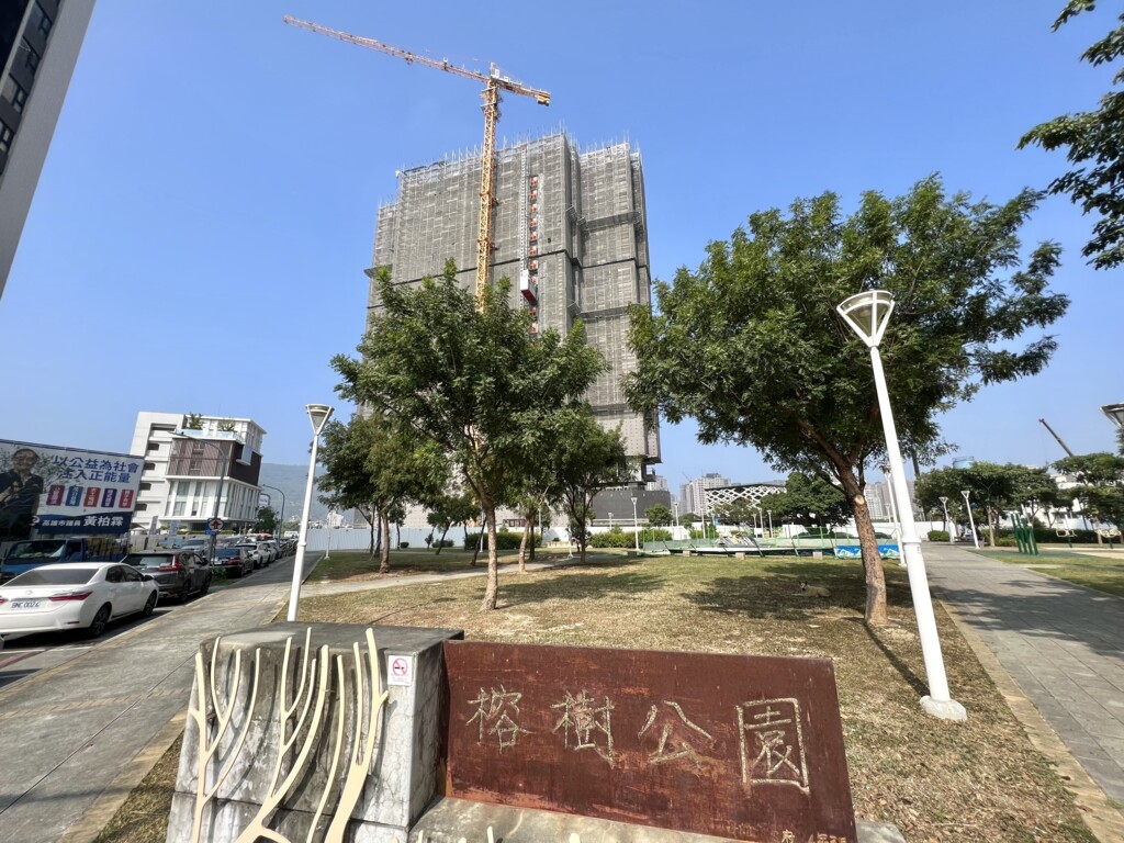 潤隆樹禾苑高雄市三民區美都路電梯大廈預售中都濕地樹禾苑面公園綠地景觀三房大平車 房屋出售 樂屋網