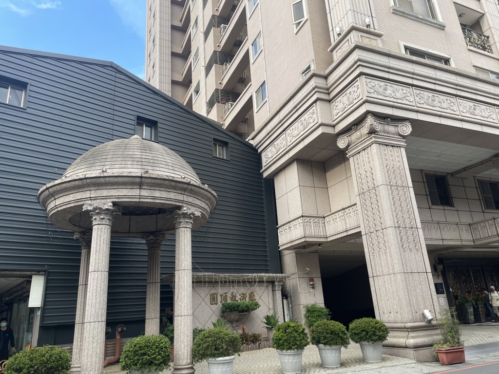 圓頂藝術廳台北市北投區中央南路一段電梯大廈【圓璽團隊】獨家稀有圓頂藝術廳露台+車位 房屋出售 樂屋網