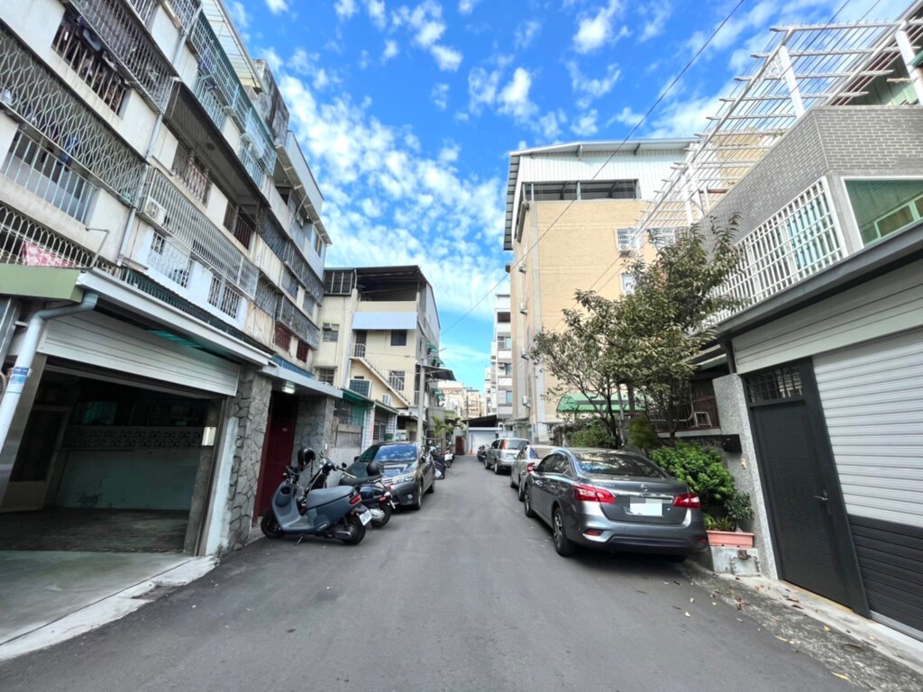 台中市北區梅亭街公寓獨家專賣｜中國醫商圈可雙車一樓公寓 房屋出售 樂屋網