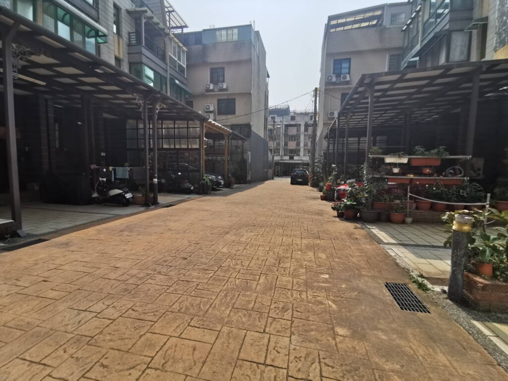 曼哈頓桃園市觀音區九如一街別墅草漯絕版曼哈頓大地坪美別墅可停2 3台車 房屋出售 樂屋網
