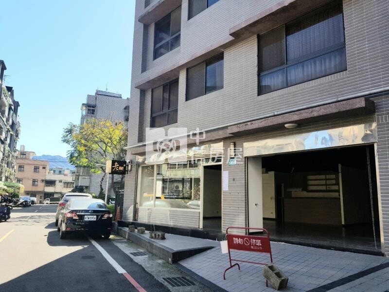 新北市三峽區弘園街電梯大廈z 42三居馥貴店面 房屋出租 樂屋網