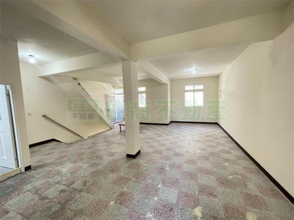 桃園市平鎮區新光路三段透天厝南勢稀有大面寬diy透天 房屋出售 樂屋網