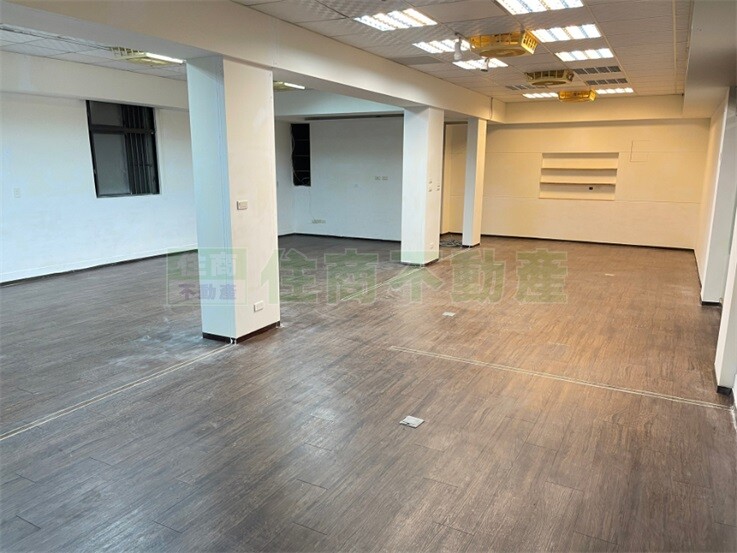新北市三重區溪尾街公寓c07 溪尾街廠辦住稀有釋出 房屋出售 樂屋網