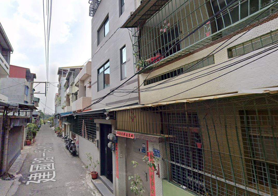 高雄市鳳山區建國路一段透天厝鳳山建國路五米路透天 房屋出售 樂屋網