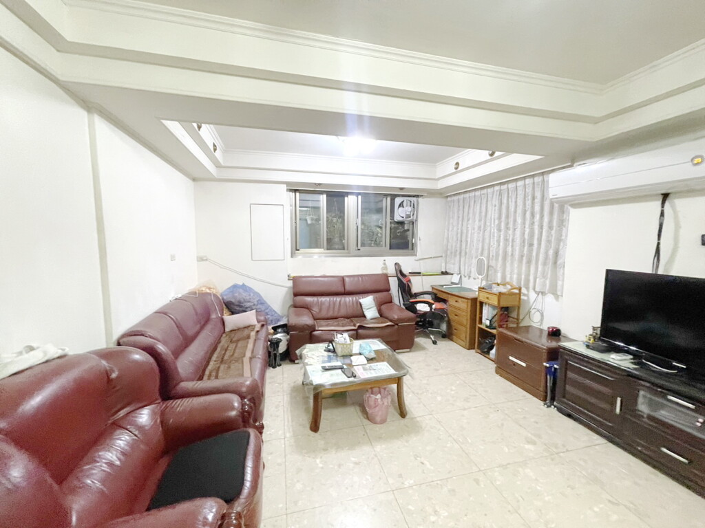 桃園市桃園區宏昌一街華廈中平商圈｜中山國小｜仲平市場｜增建5坪｜雙車位 房屋出售 樂屋網