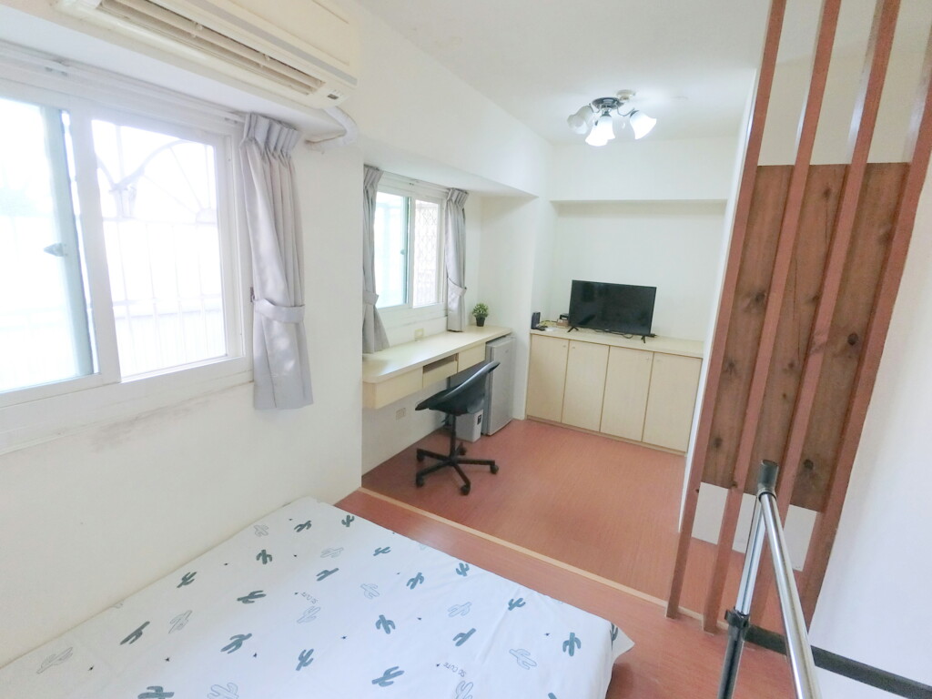 台中市南區大慶街二段電梯大廈小資首選 絕美採光 獨洗獨曬 電梯管理員 限女入住 房屋出租 樂屋網