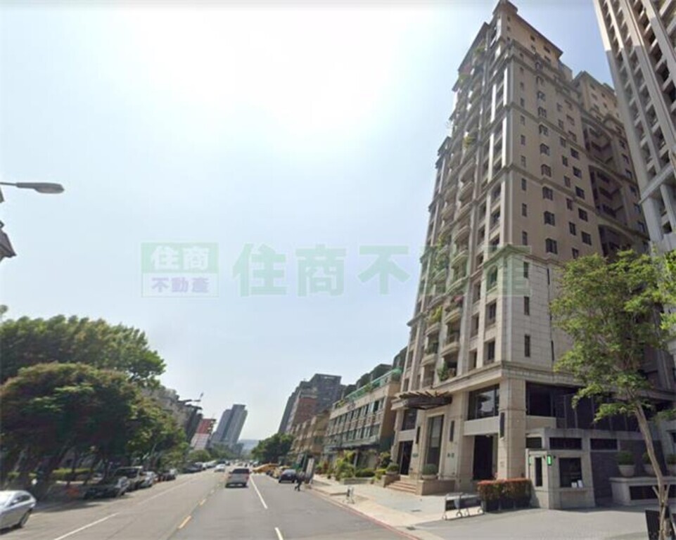 問鼎市政台中市西屯區市政南一路電梯大廈七期百萬裝潢四房三平車 房屋出售 樂屋網