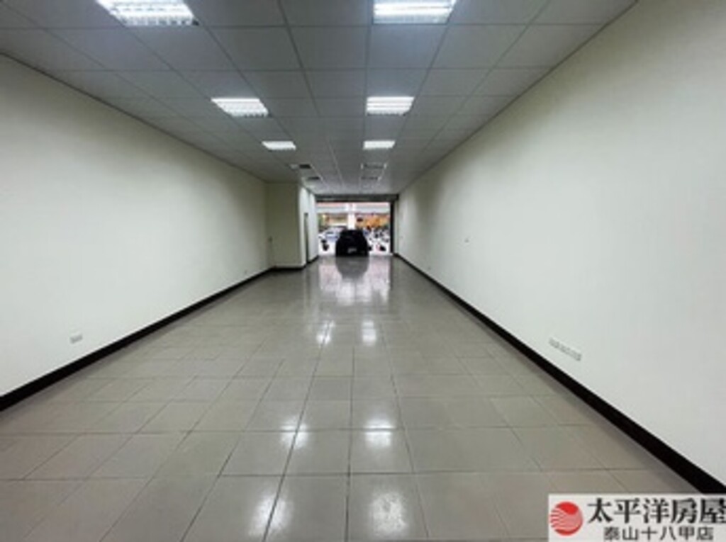 新北市泰山區泰林路二段透天厝全新整理,門口好停車,稀有獨棟透天店面 房屋出售 樂屋網