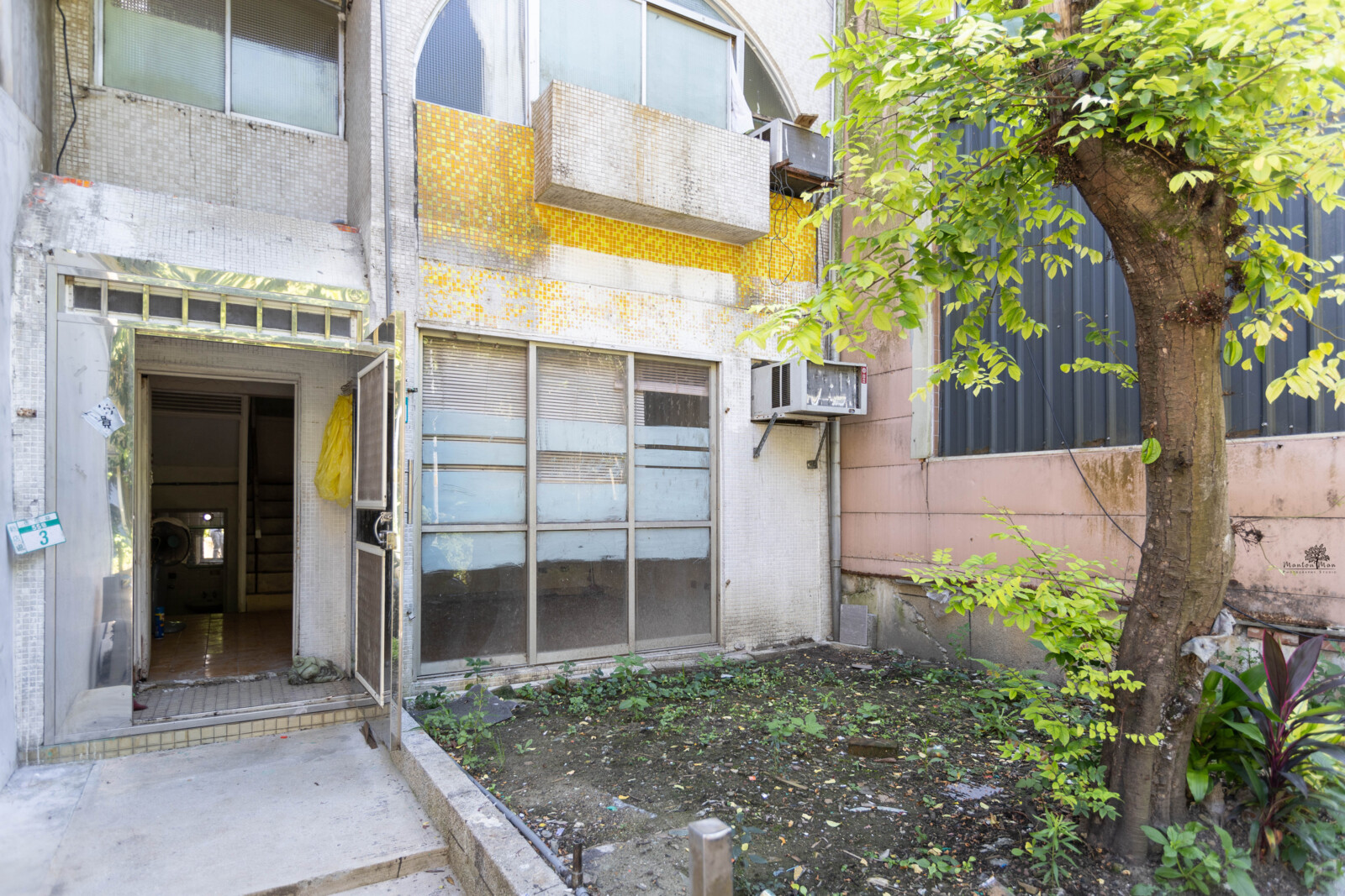 台北小城僑信區新北市新店區僑信路透天厝僑信路 台北小城低巷透天別墅 安民街中信房屋 房屋出售 樂屋網