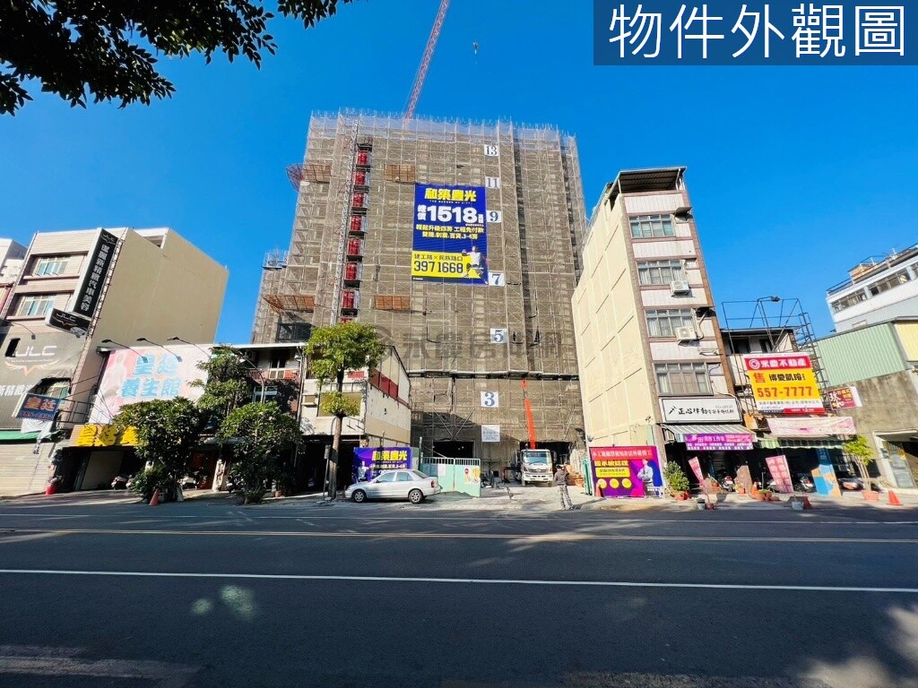和築豐光高雄市三民區大豐二路電梯大廈和築豐光★科工館建工商圈｜鼎山家樂福高樓2房平車 房屋出售 樂屋網