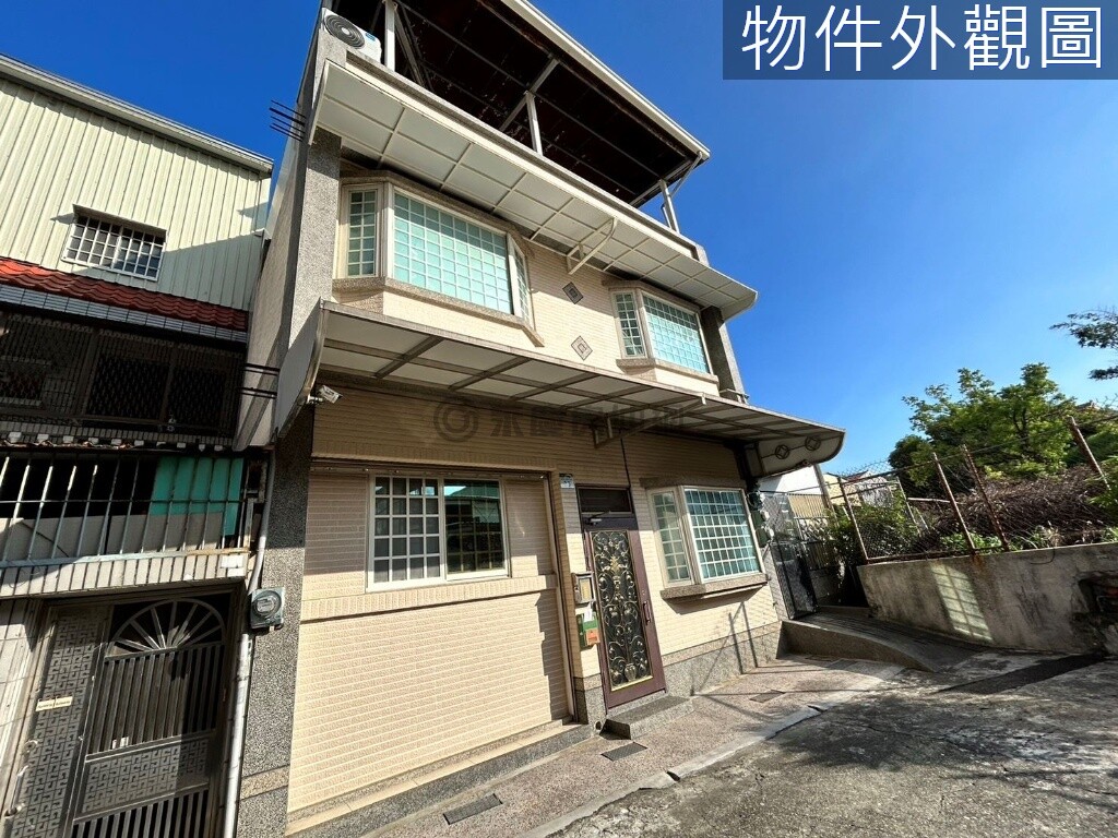 高雄市大寮區鳳林三路透天厝鄰近輔英科技大學超優質收租型透天 房屋出售 樂屋網
