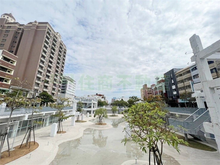 台南市中西區友愛街透天厝中西區河樂廣場旁合法民宿 房屋出售 樂屋網
