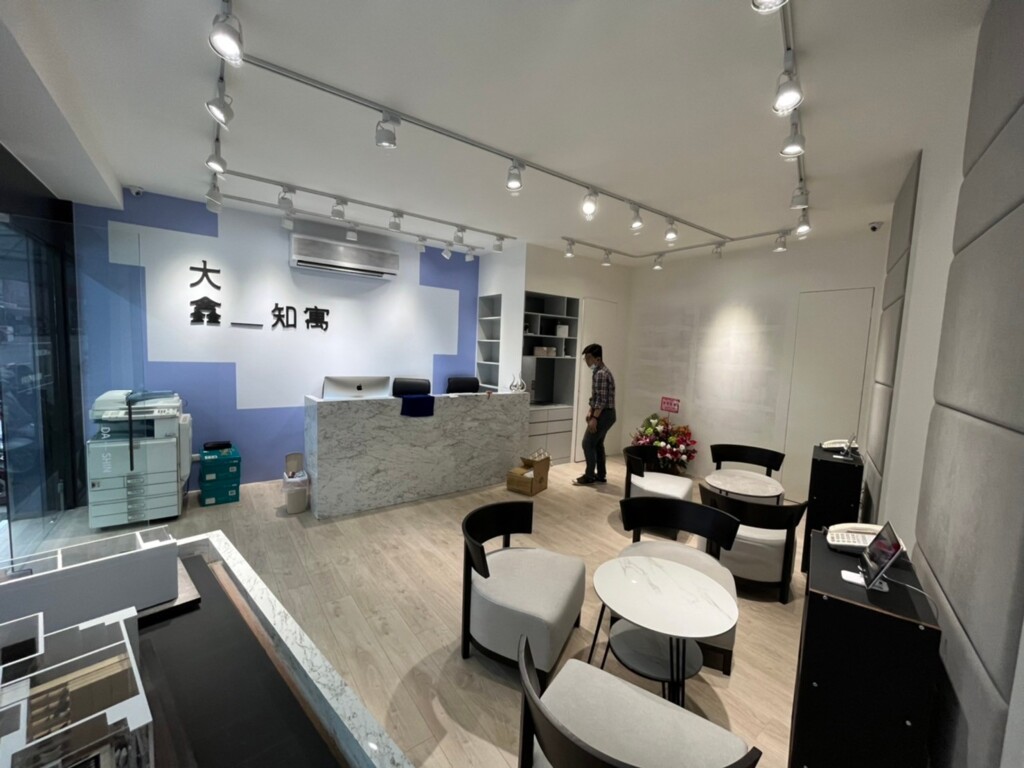 台中市西屯區福星路透天厝黃金店面 頂讓金30萬 台水電 禁餐飲 人車量超大 房屋出租 樂屋網