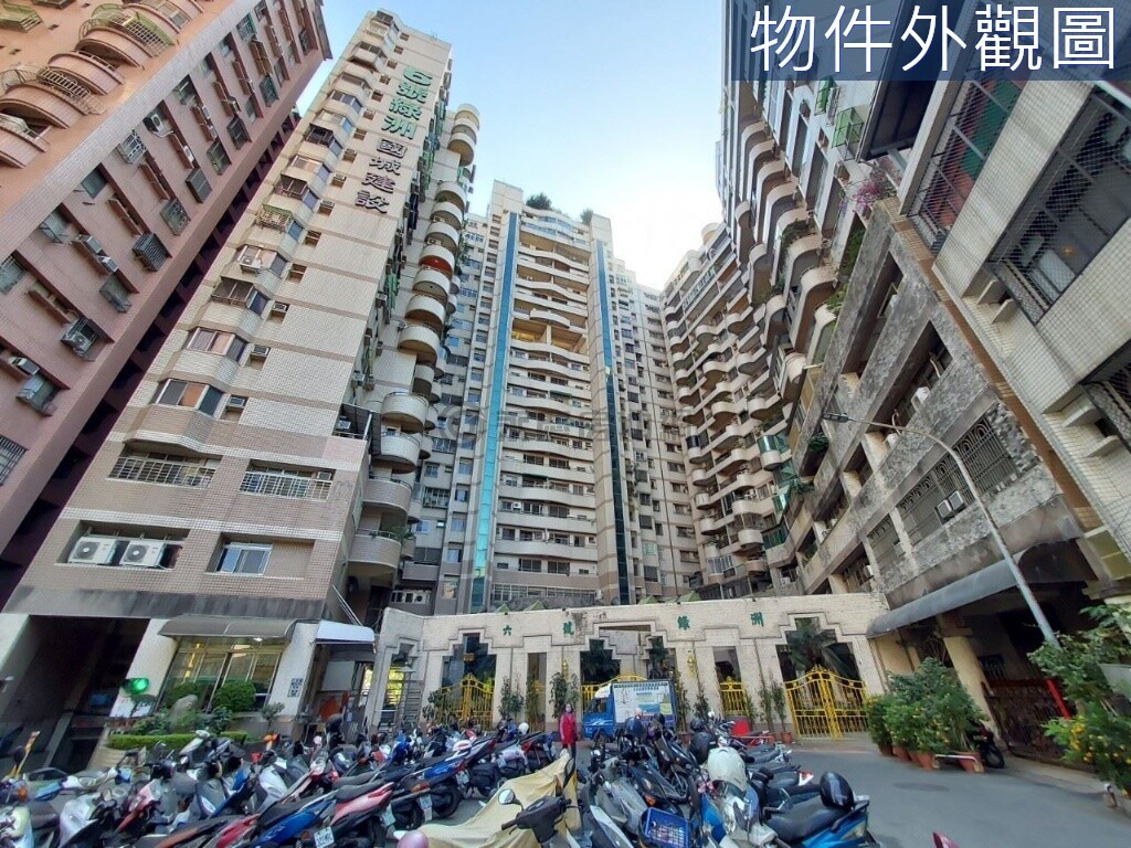 六號綠洲高雄市三民區建安街電梯大廈建工商圈＆正興國中稀有 高樓景觀大坪數41房 房屋出售 樂屋網