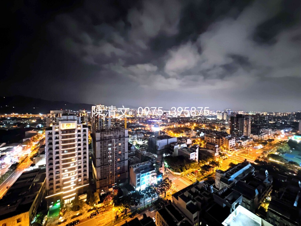 登陽仰峰台中市北屯區松竹路一段電梯大廈獨家㊙️我是承辦~登陽仰峰絕美夜景高樓三房平車 房屋出售 樂屋網