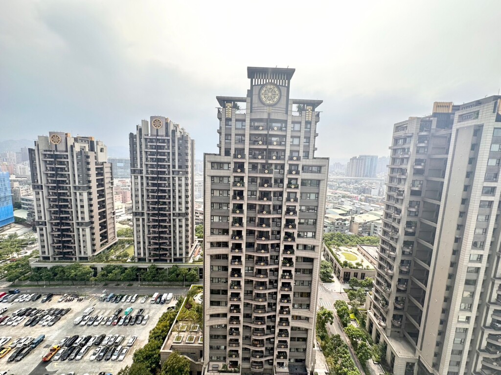遠雄和光遠雄左岸系列新北市中和區中原東街電梯大廈群義⭐️中和左岸稀有美妝高樓兩房車位 房屋出售 樂屋網