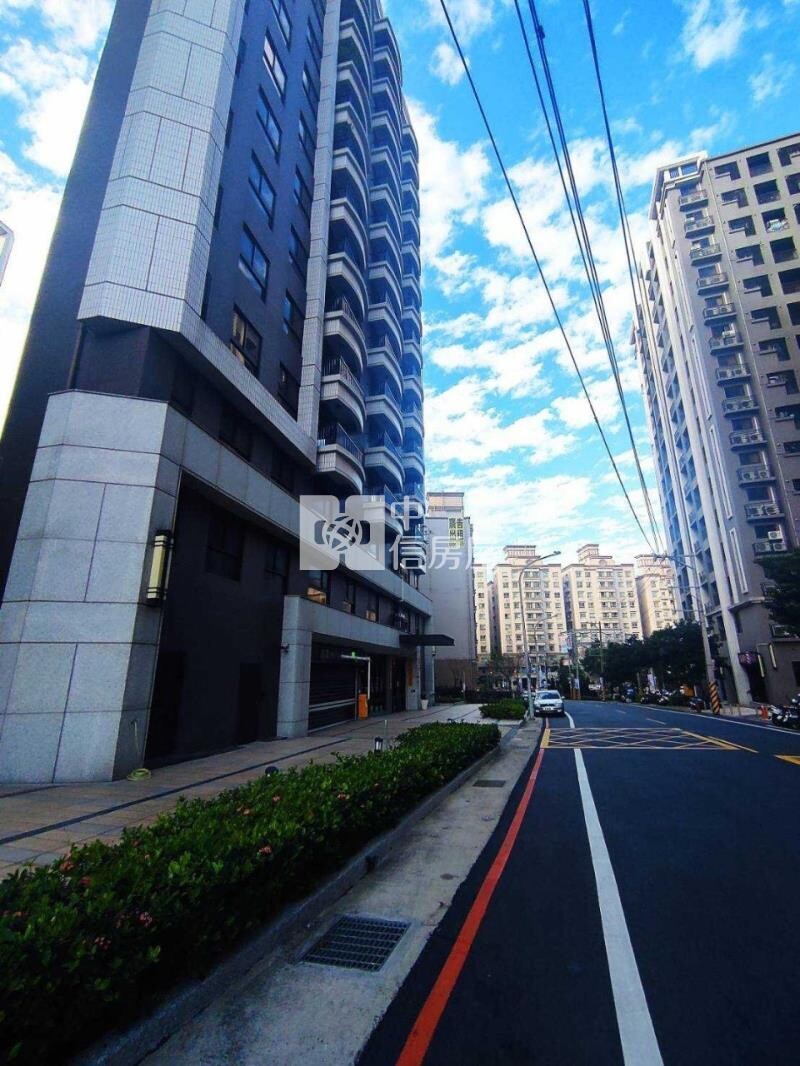 桃園市楊梅區金山街電梯大廈楊明國小喆園景觀2房車 房屋出售 樂屋網