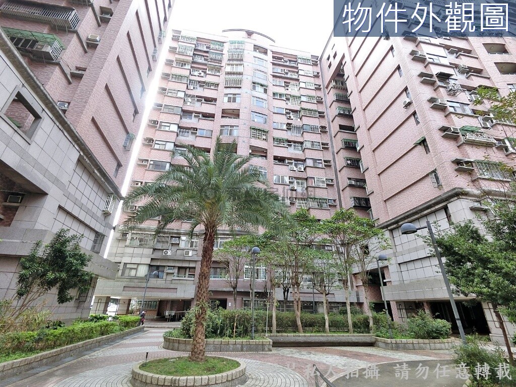 桃園市龜山區自強西路電梯大廈南北往來精華地段【陸光新城將軍4房車】src構 房屋出售 樂屋網